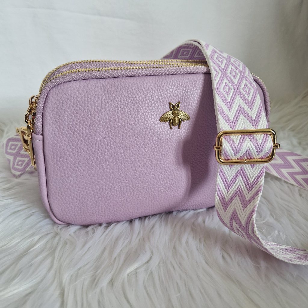 Handbags Archives - Page 2 of 5 - Laura Richards Boutique